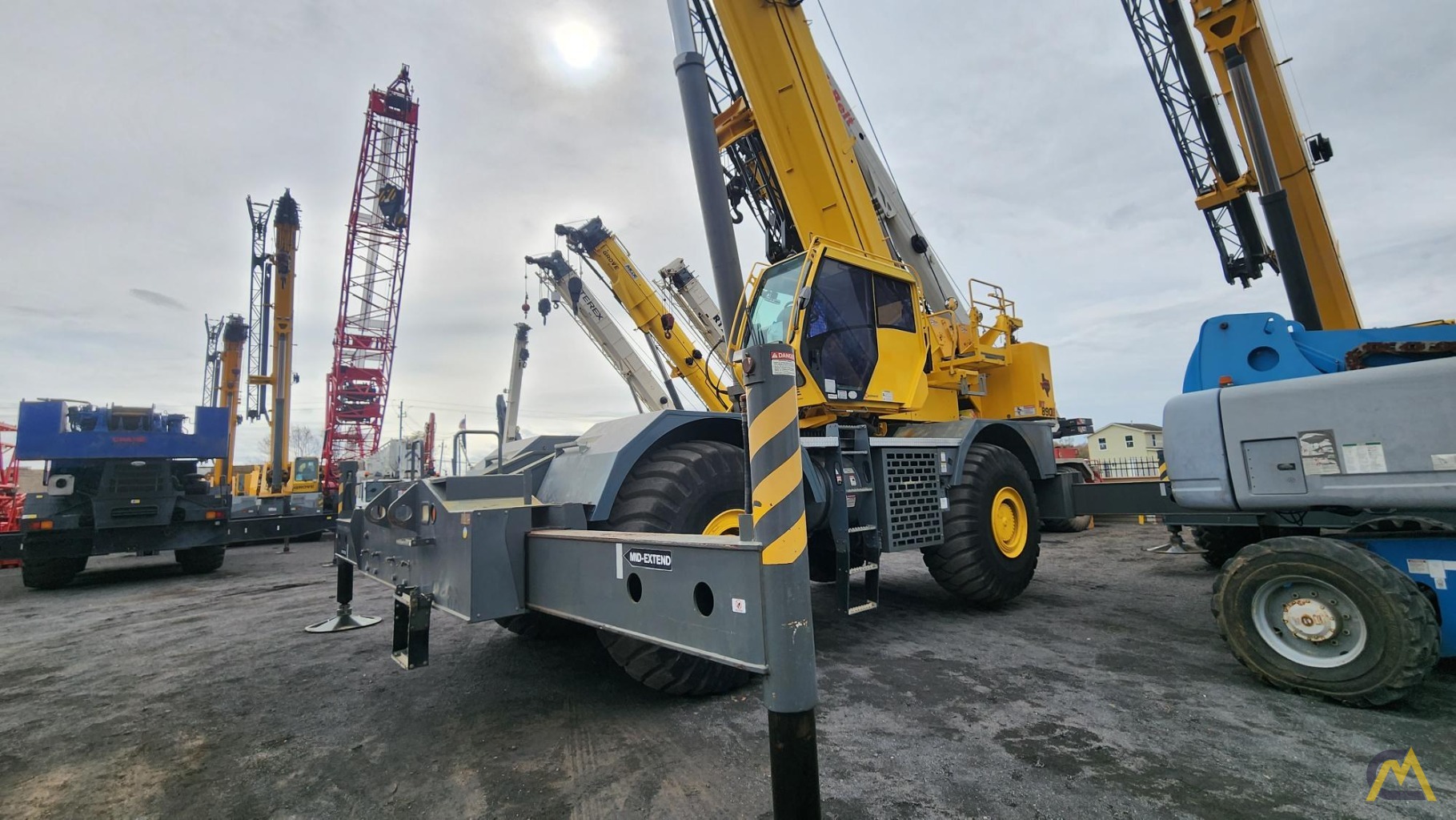 Grove RT890E Rough Terrain Crane For Sale Hoists & Material Handlers ...