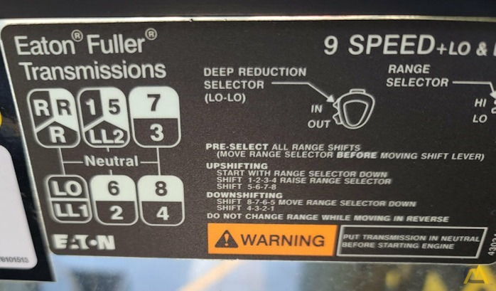 Grove TMS900E 90-Ton Telescopic Boom Hydraulic Truck Crane with Trailer ...