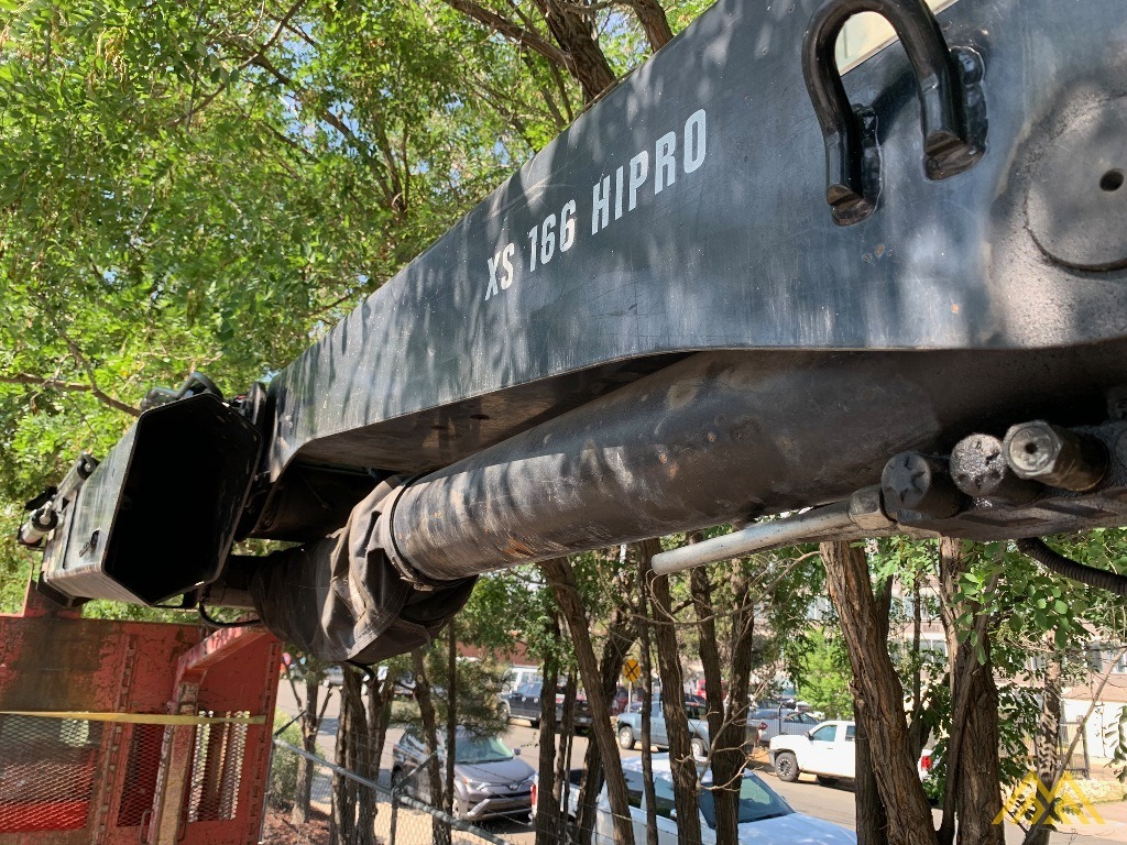 Hiab XS 166 DL-3 HiPro Articulating Knuckle Boom Crane on Mack GU813 ...