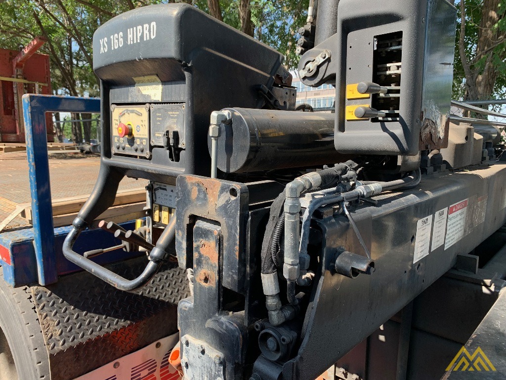 Hiab XS 166 DL-3 HiPro Articulating Knuckle Boom Crane on Mack GU813 ...