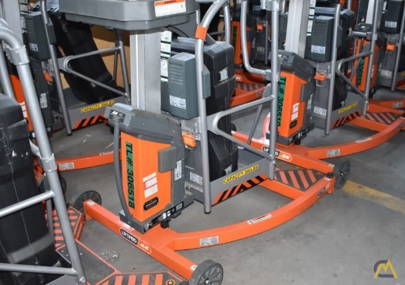 JLG Liftpod FS80 .15-Ton Vertical Mast Lift For Sale (Auction) Lifts ...