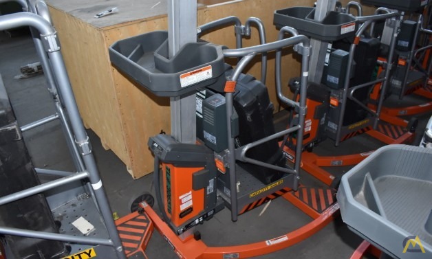 JLG Liftpod FS80 .15-Ton Vertical Mast Lift For Sale (Auction) Lifts ...