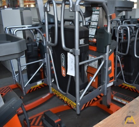 JLG Liftpod FS80 .15-Ton Vertical Mast Lift For Sale (Auction) Lifts ...