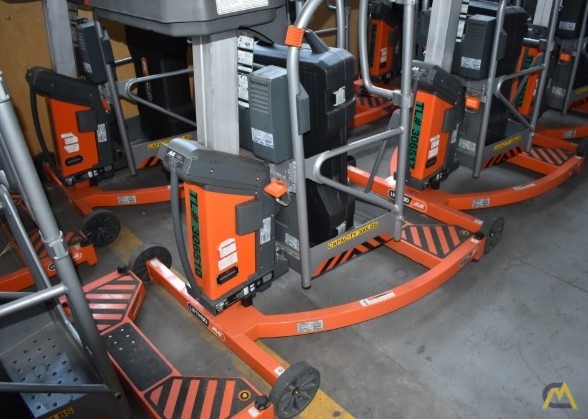 JLG Liftpod FS80 .15-Ton Vertical Mast Lift For Sale (Auction) Lifts ...