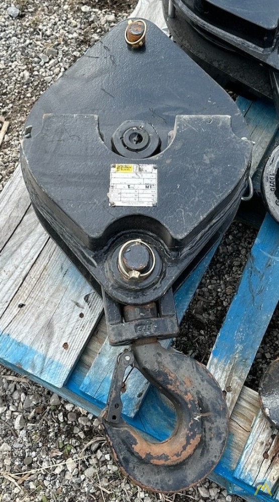 Johnson 12.5-Ton Single-Sheave Quick-Reeve Hook Block For Sale Products ...