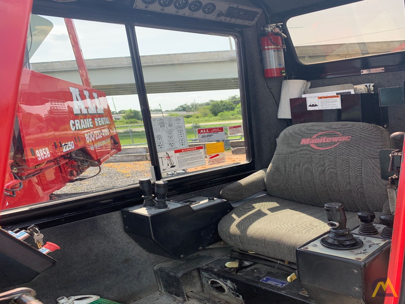 Manitowoc 2250 300-Ton Lattice Boom Crawler Crane For Sale Hoists ...