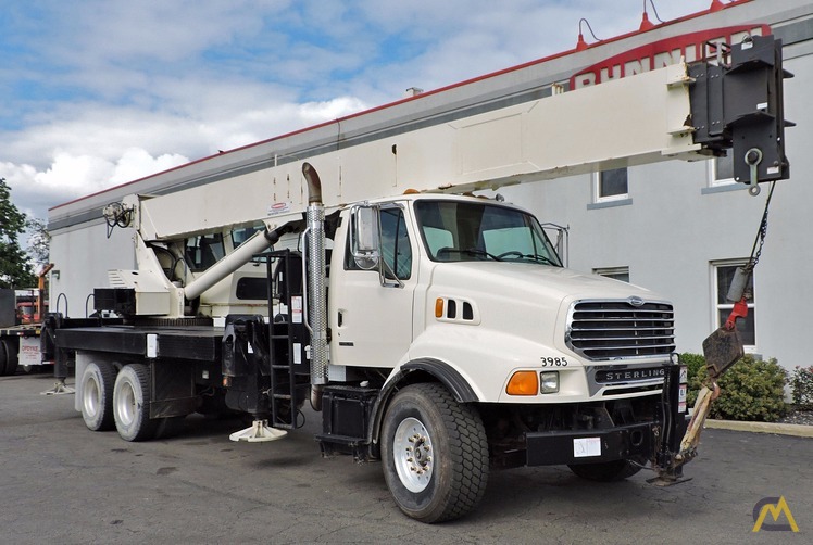 SOLD National 14110 33-ton Boom Truck Crane For Sale Trucks Hoists ...