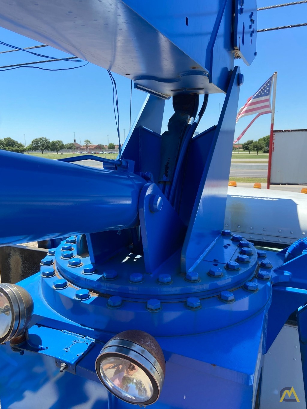National Series 600E Model 690E 20-Ton Boom Truck Crane on a Peterbilt ...