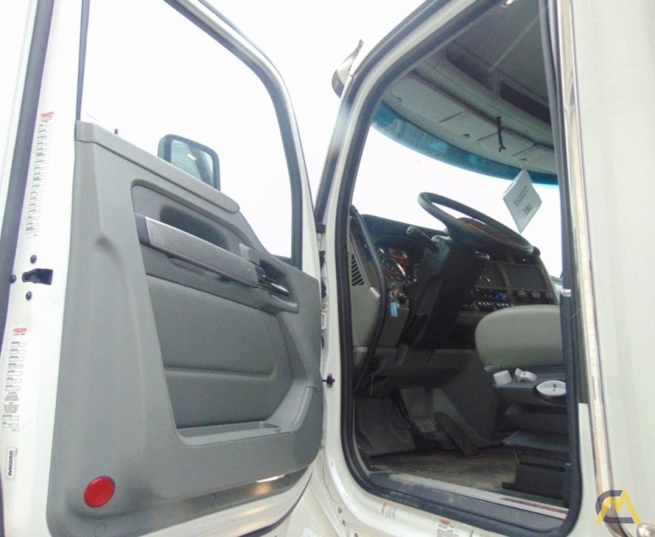 NEW BIK Series FC-67 Forming Loader Crane on New Kenworth T880 4-Axle ...