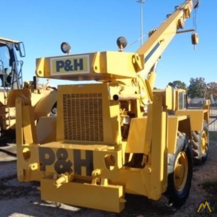 Fresh Paint LOW HOURS on this P&H CENTURY 110D 10-ton Down Cab Rough ...