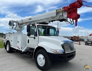 Altec DM47-TR Digger Derrick on International 4300 For Sale Derricks ...