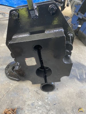 Like new 200 ton 24 mm quick reeve Johnson hookblock For Sale Gunnebo ...