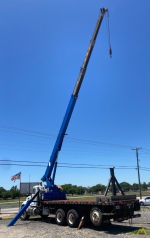 National Series 600E Model 690E 20-Ton Boom Truck Crane on a Peterbilt ...