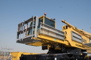 Terex Demag (Tadano) CC 2800-1 / 28.600-1 660-ton Lattice Boom Crawler Crane For Sale Hoists ...