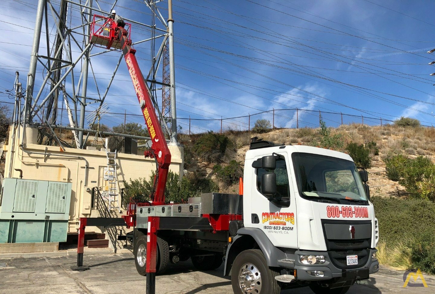 UNIC Revolution 84RM 5-ton Boom Truck on Kenworth Cabover K270 (non CDL ...